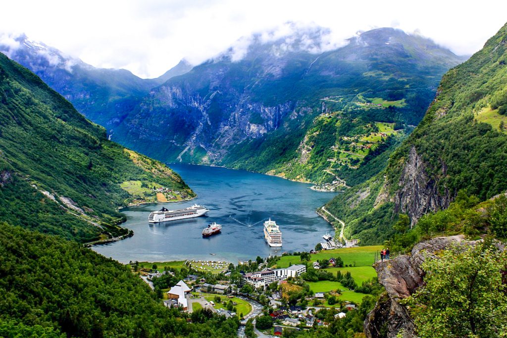 Geirangerio fjordas Norvegijoje traukia turistus iš viso pasaulio