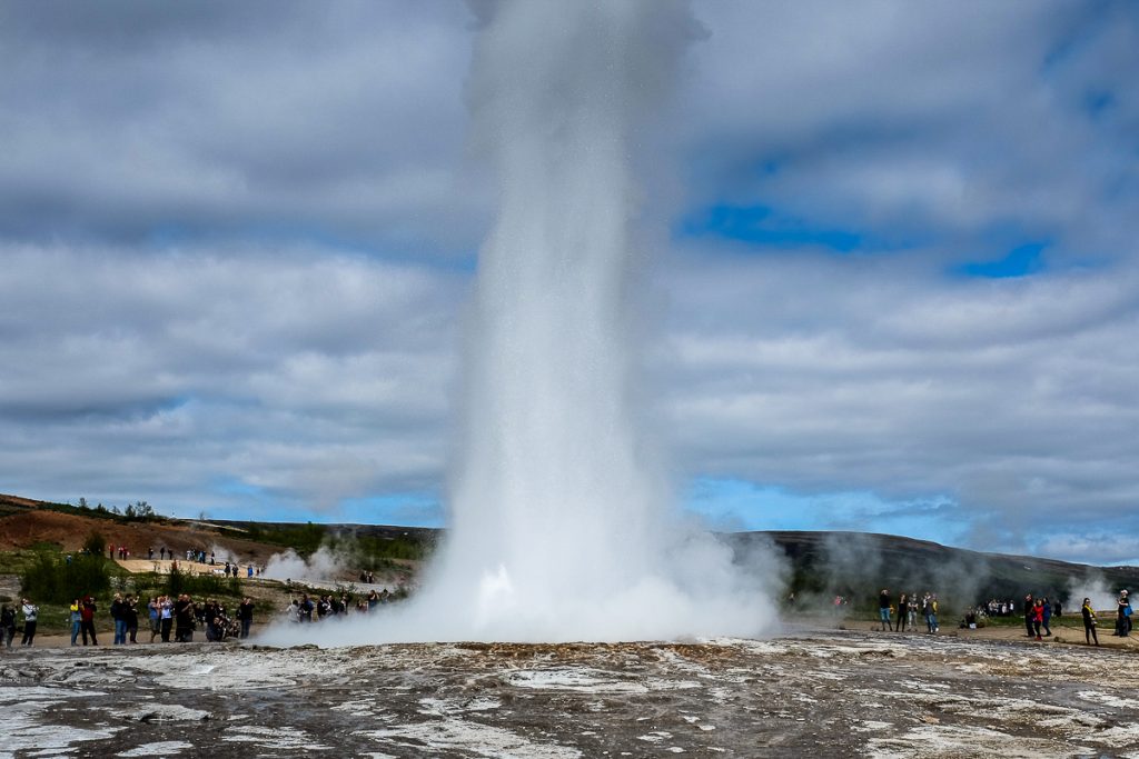 Islandija lankytinos vietos, geizeriai, kriokliai ir ką pamatyti